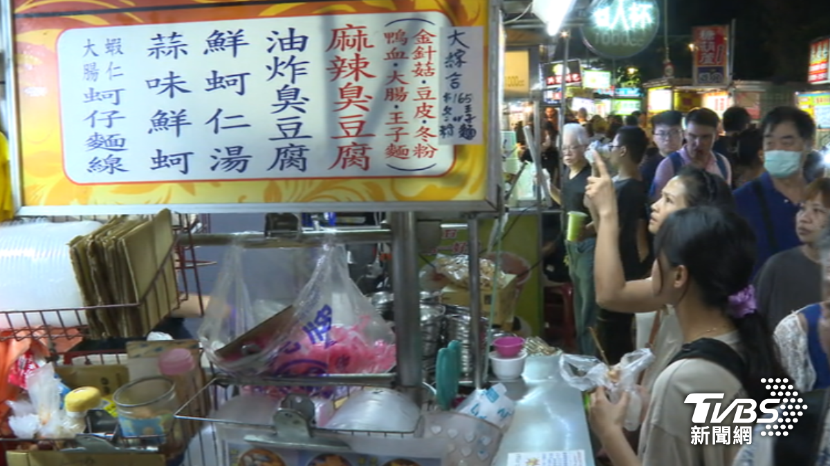 爭鮮旗下499吃到飽被罵爆！品項、人數限量 網怒：怕吃不要辦│TVBS新聞網