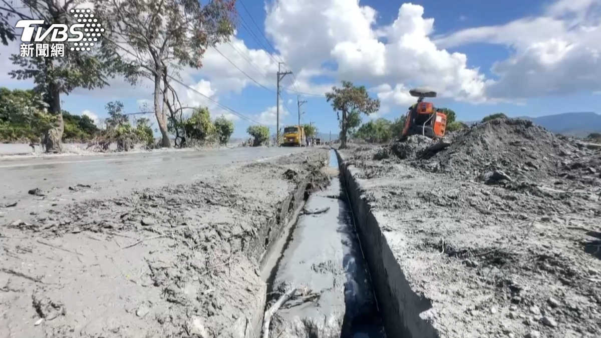 樺加沙強降雨釀災！馬太鞍溪堰塞湖溢流 逾3200居民急撤離│TVBS新聞網
