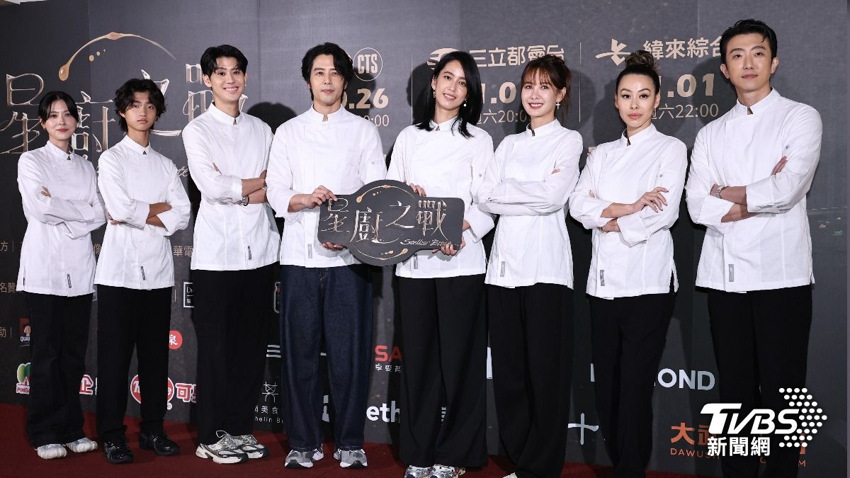 阿KEN甜蜜「摸肚」安心亞懷孕內幕全說了！ 單身10：愛情路坎坷│TVBS新聞網