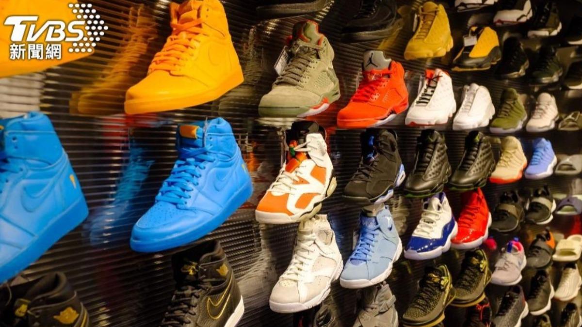 Nike死守經典款缺乏創新 年輕人改瘋潮牌On及Hoka│TVBS新聞網