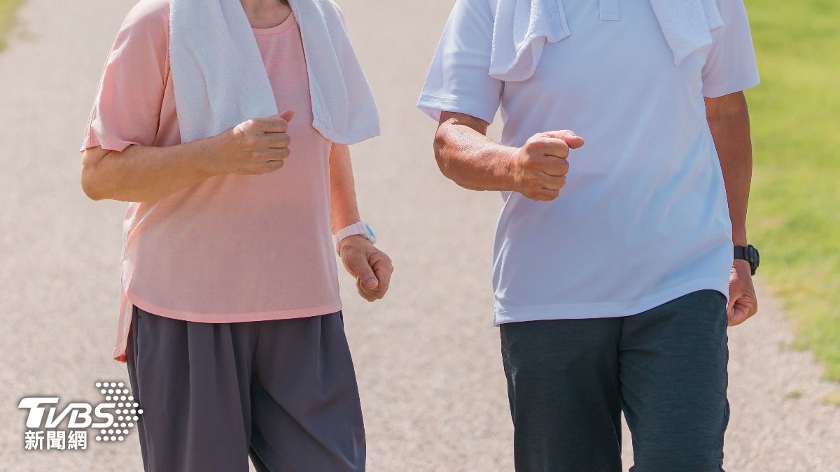 不用每天走！新研究：長者1周1天4000步 死亡率驟降26％│TVBS新聞網
