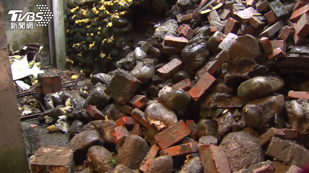 台北雨彈狂炸 綠酸「咕嚕咕嚕」、問為何沒放假？ 蔣：未達標準│TVBS新聞網