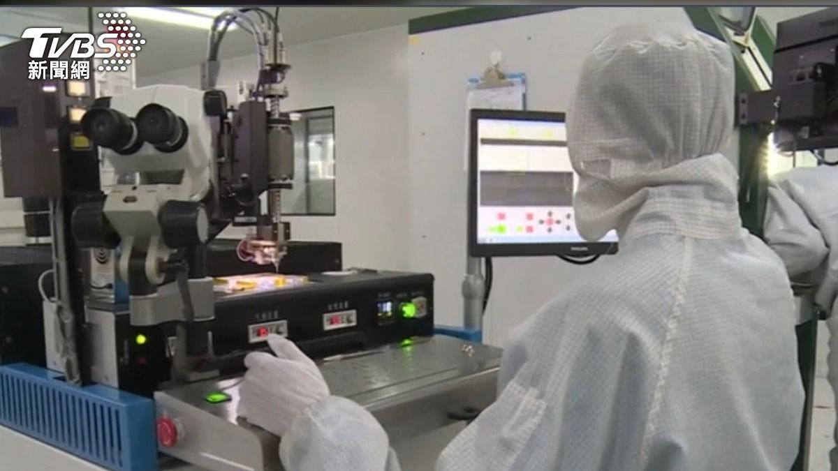 大陸半導體急起直追 黃仁勳語出驚人：僅差「幾奈秒」│TVBS新聞網