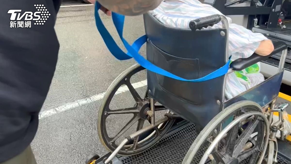 桃園長照有骨董車？車齡竟120年 議員追真相│TVBS新聞網