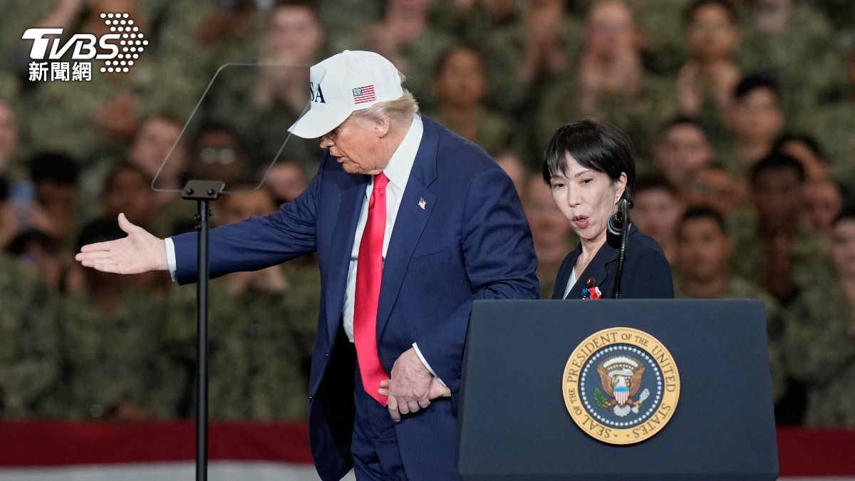 美日領袖同登航母！美送來飛彈 川普「空白支票」送高市│TVBS新聞網
