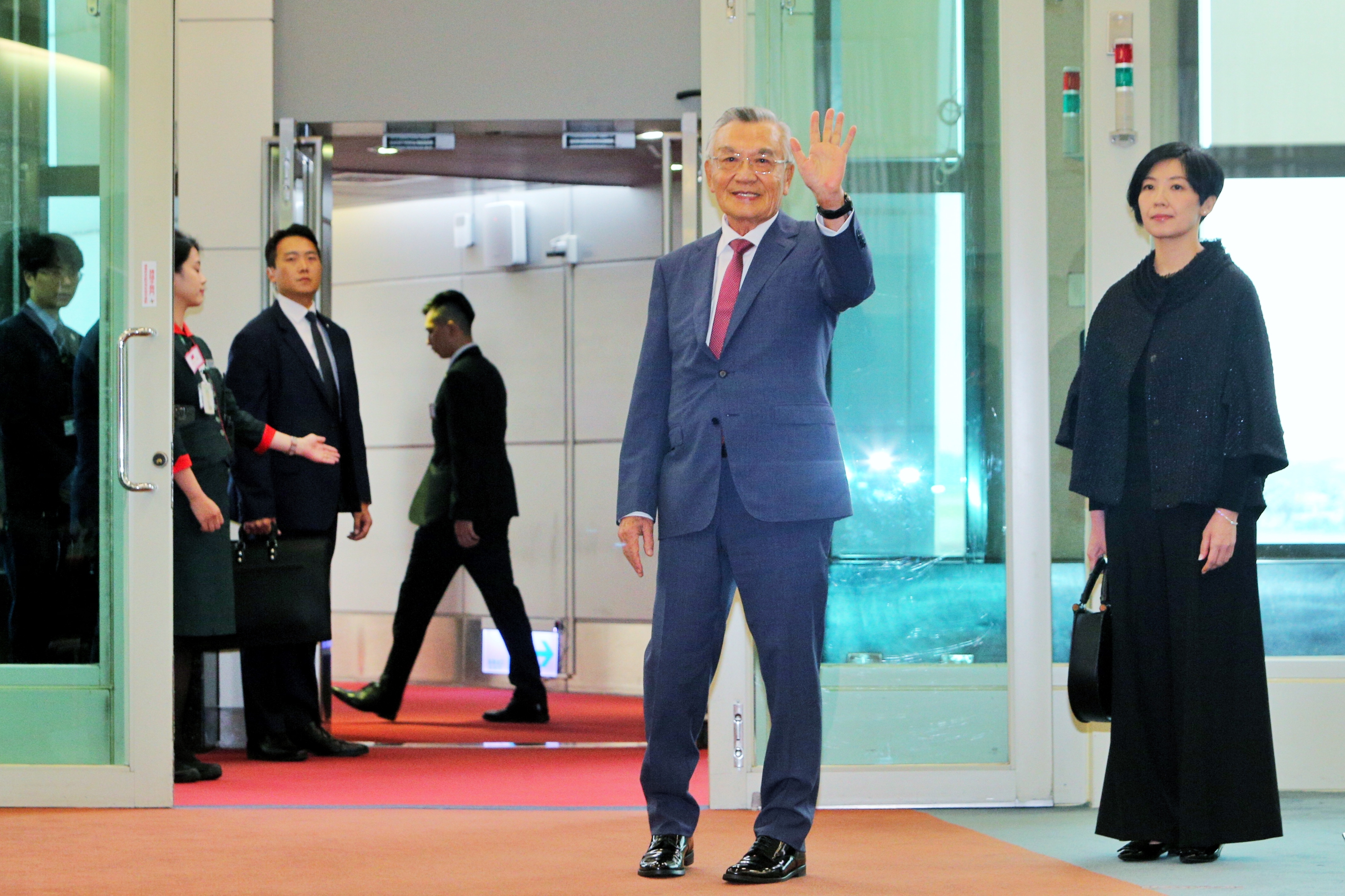 Taiwan representative heads to APEC summit in South Korea│TVBS新聞網