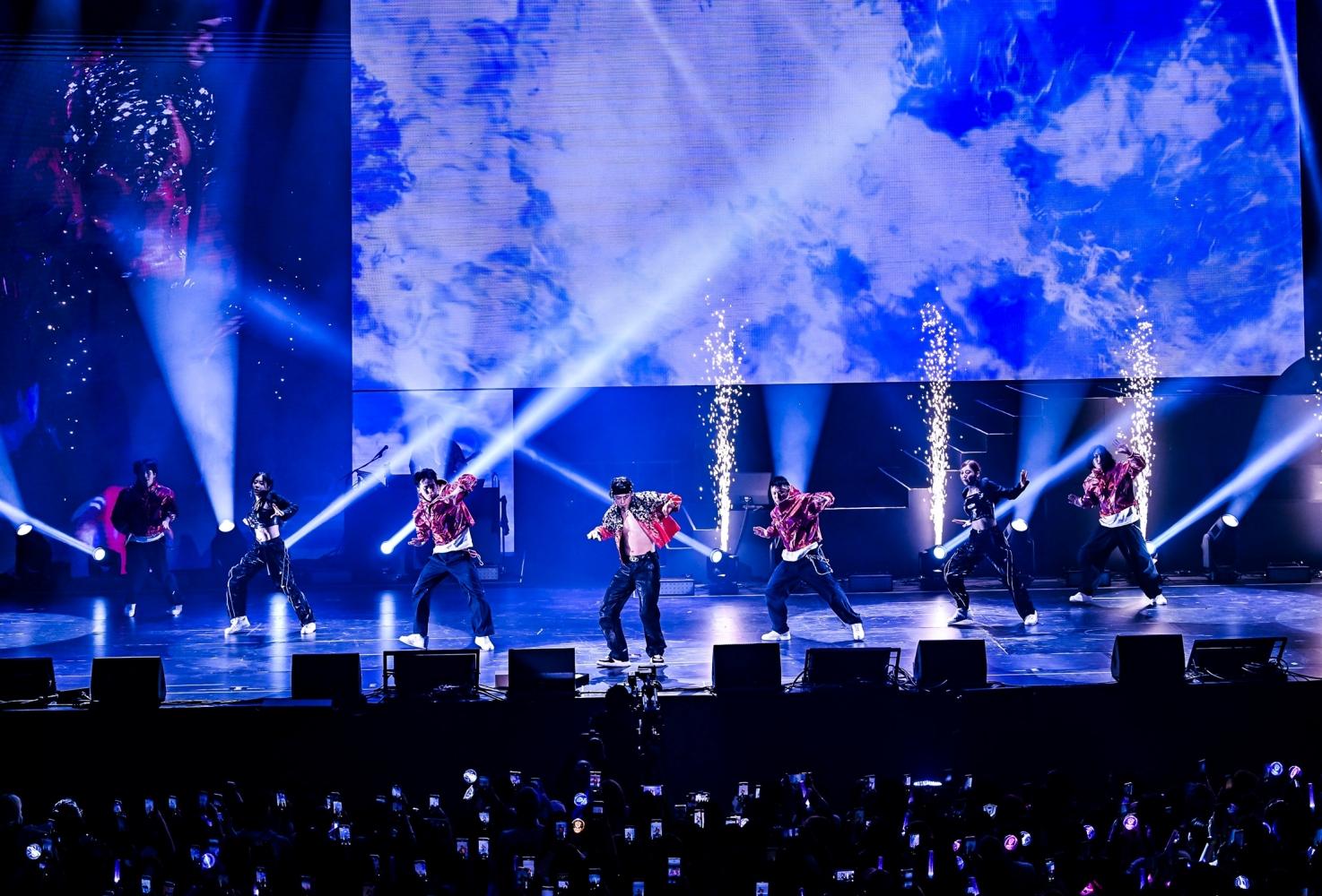 隔20年榮耀回歸！Rain明年1月小巨蛋開唱 「肌情溼背秀」再進化│TVBS新聞網