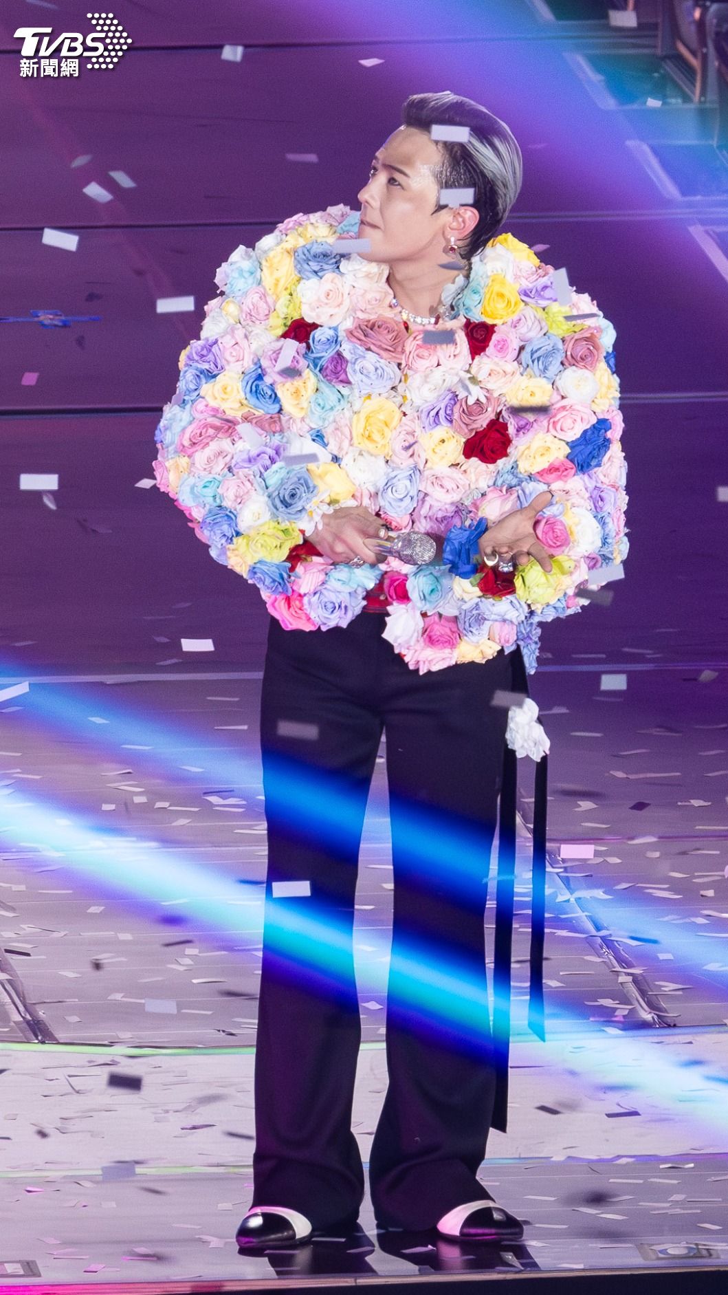 直擊／BIGBANG回歸時間確定！GD感性喊「我不孤單」全場暴動│TVBS新聞網