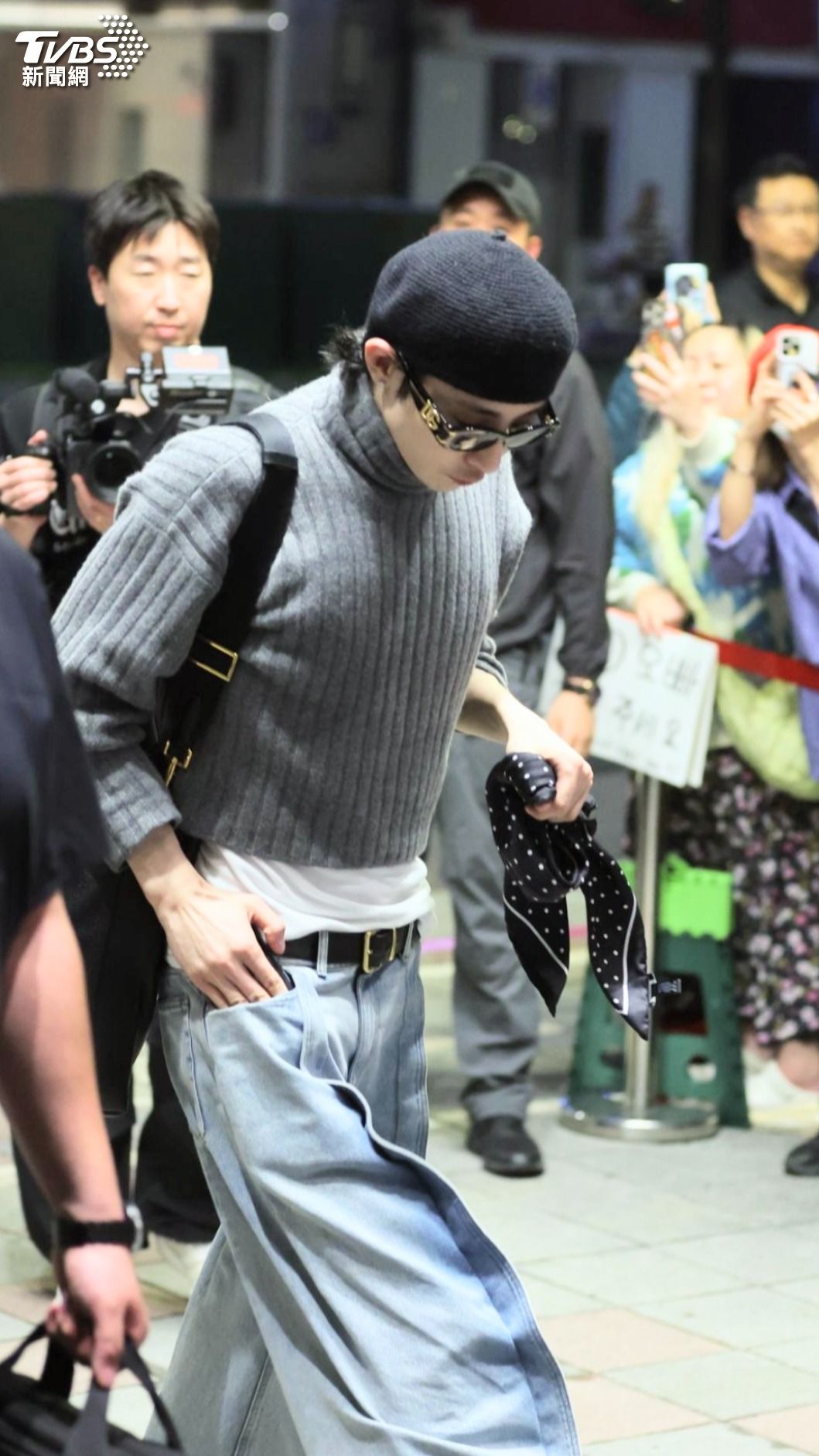 遭囚12小時逼簽名？李洙赫揭大陸驚魂真相 被酸學GD連媽都來電│TVBS新聞網