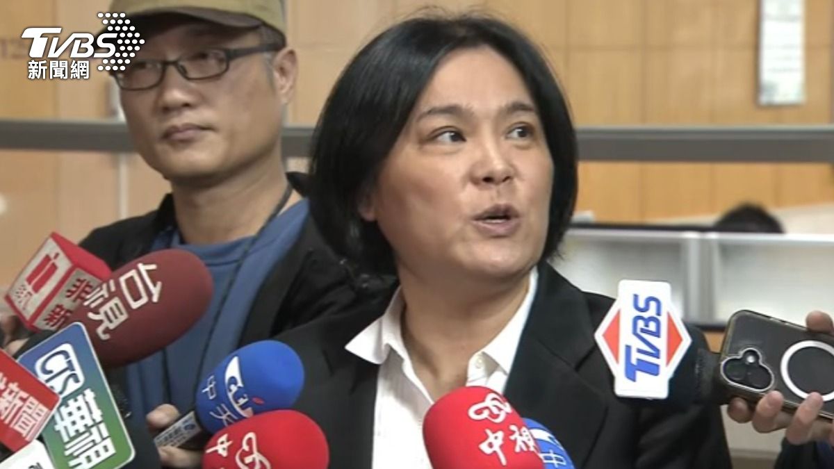 陳培瑜控「鋼頭鞋猛踹7次」 陳玉珍：說謊│TVBS新聞網