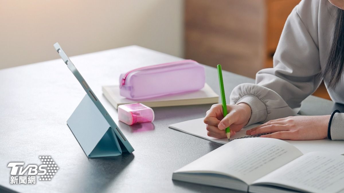 強迫小孩念書算家暴！越南立法防虎爸虎媽 最高罰13000│TVBS新聞網