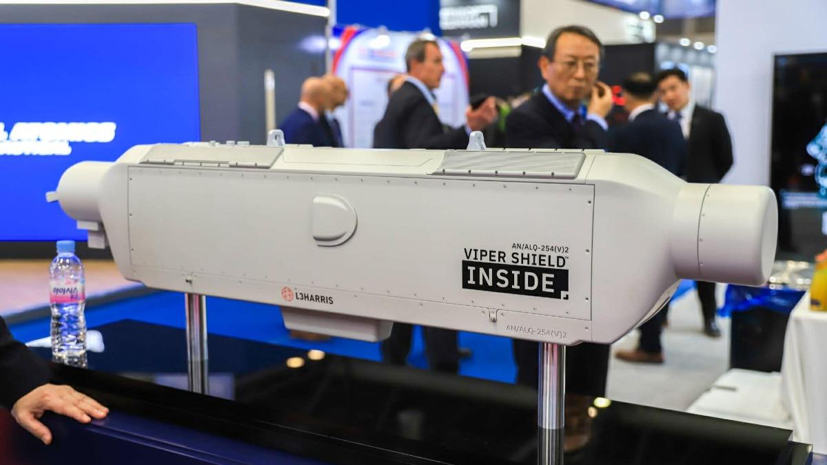 AGM-154C精準彈藥「遲早會到」 軍方首揭採購最新型號 戰力因「這功能」大增│TVBS新聞網