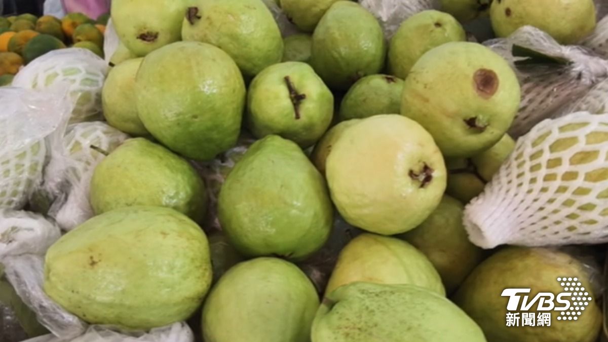 芭樂貴桑桑！ 內湖2顆破百元 天母3顆600元│TVBS新聞網