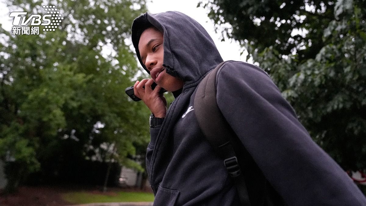 美「AI摯友」惹議！ 24H監聽恐有資安問題│TVBS新聞網