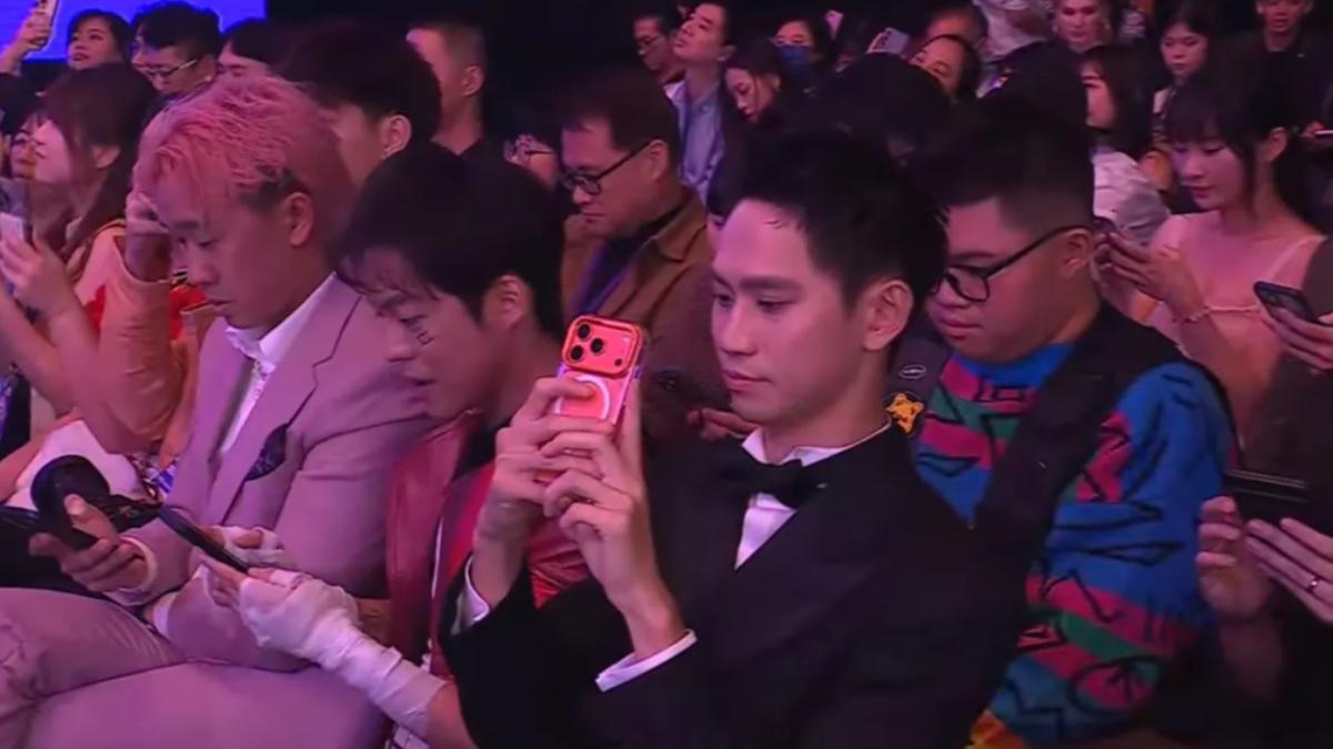Andy走鐘獎「台下畫面」被捕捉 粉絲感動：他有錢了│TVBS新聞網