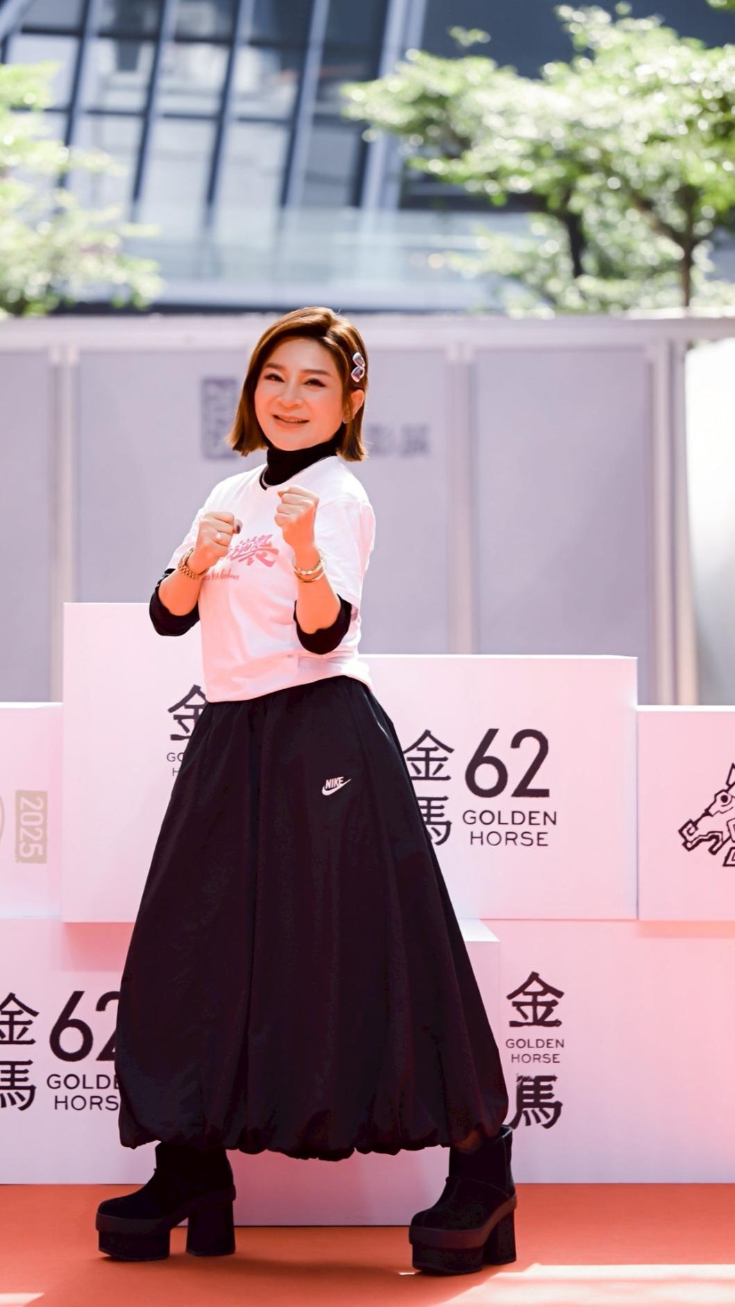 金馬62／71歲蔡振南拚了！為戲苦練拳擊 魔鬼訓練「汗流了幾公升」│TVBS新聞網