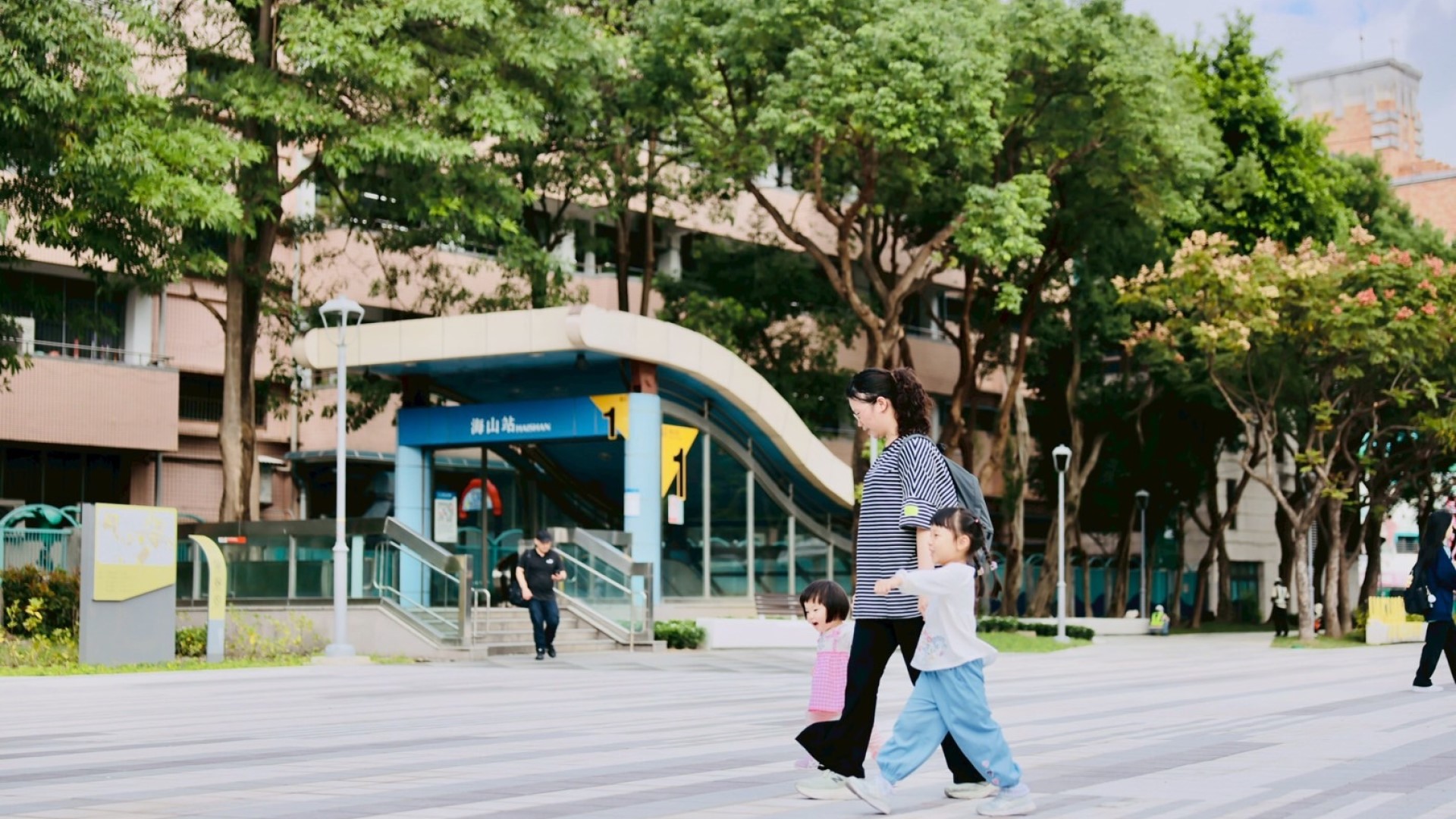 市長視察「土城員和人本通行改善工程」進度！預計年底完工│TVBS新聞網