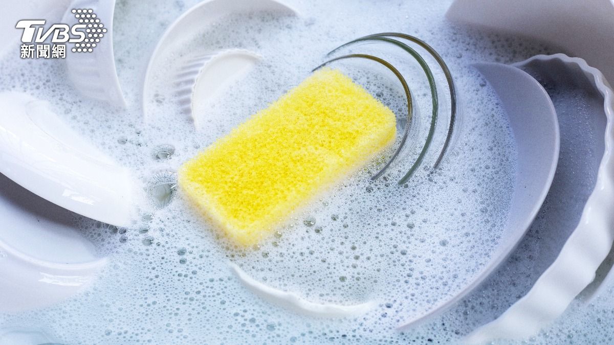 洗碗精「千萬別加水」！醫警告：容易增菌變質 僅1情況可行│TVBS新聞網