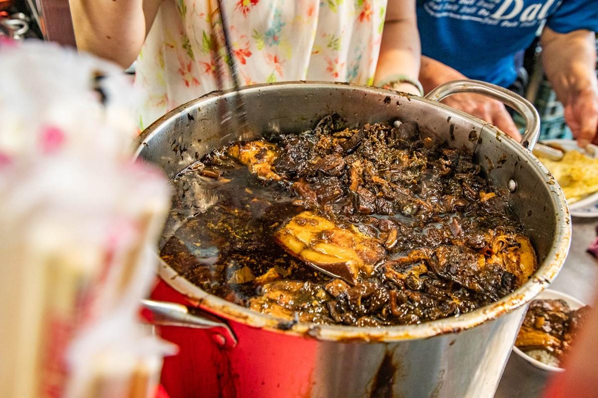 在地人激推！彰化「梅干扣肉」飄香數十年 肥嫩五花肉入口即化│TVBS新聞網