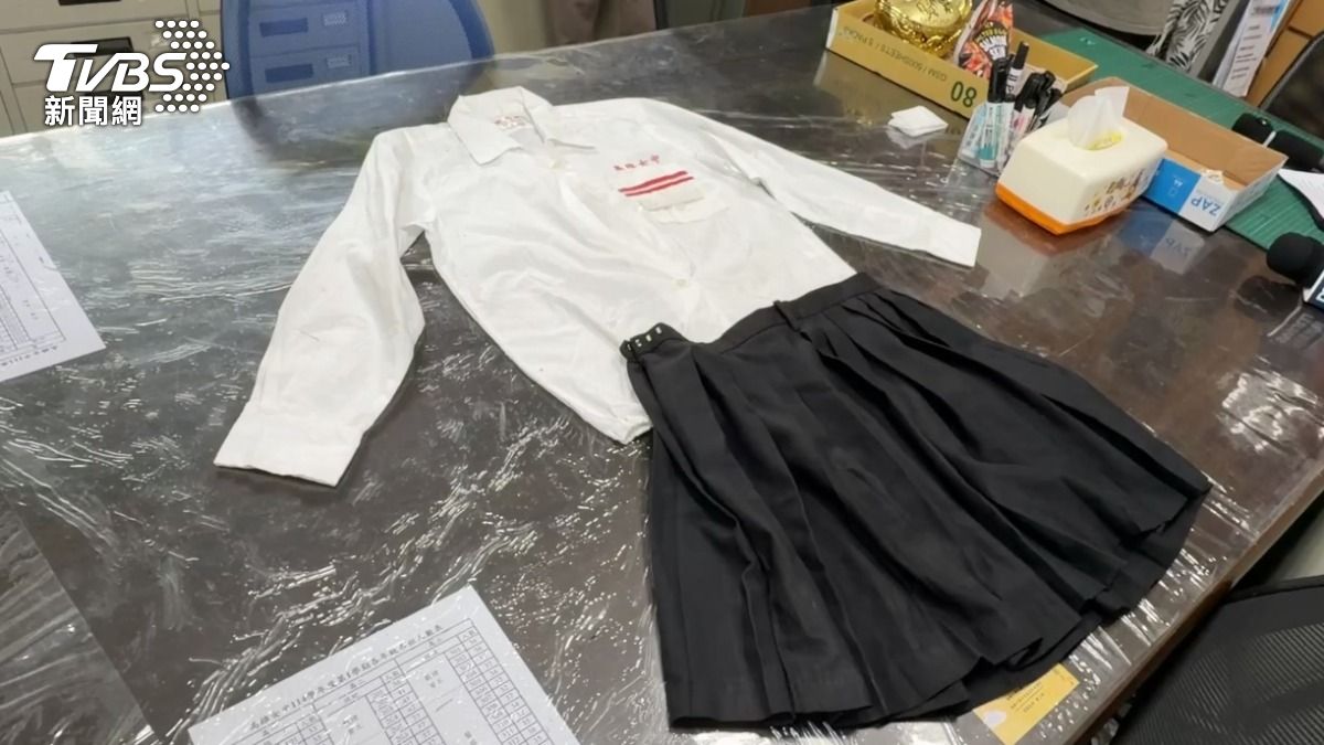 冒穿雄女制服拍「改造片」！ 演員穿低胸小可愛 校方氣提告│TVBS新聞網