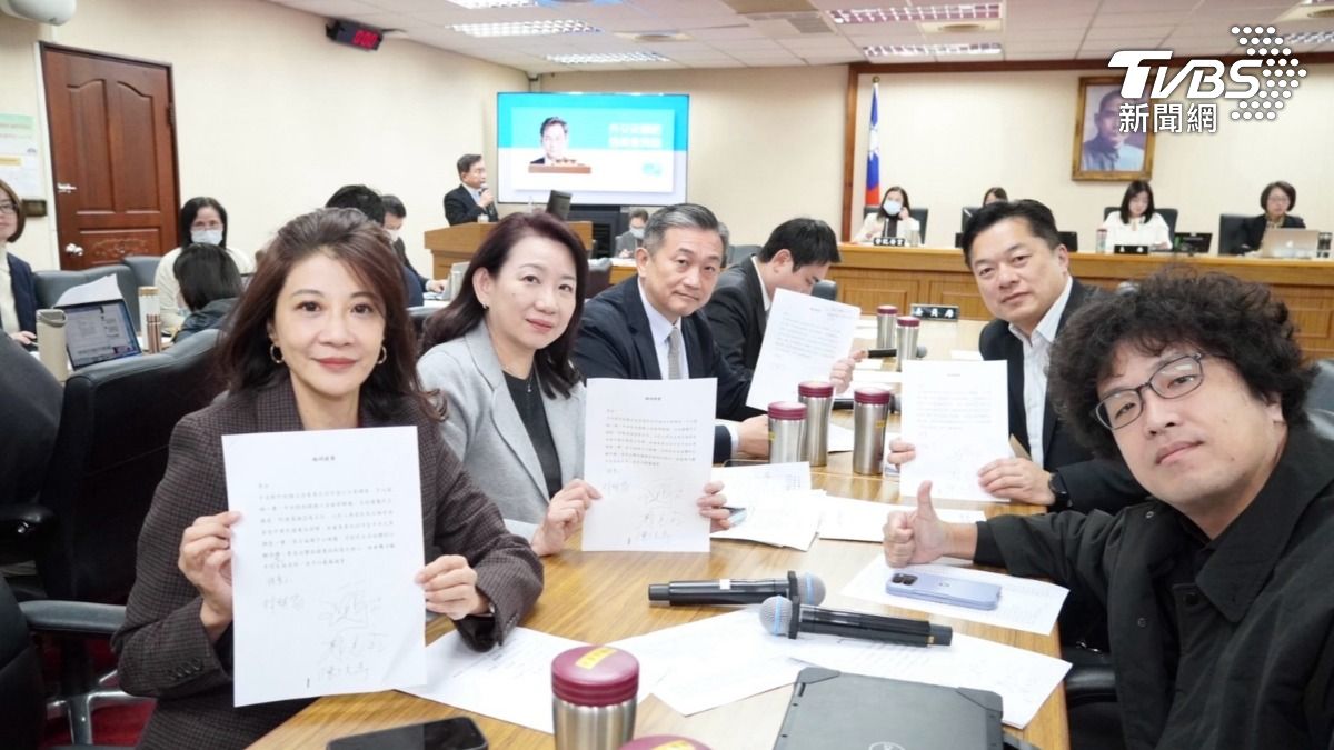 中共懸賞喊抓沈伯洋！綠委提案譴責「中共應自我克制」通過了│TVBS新聞網