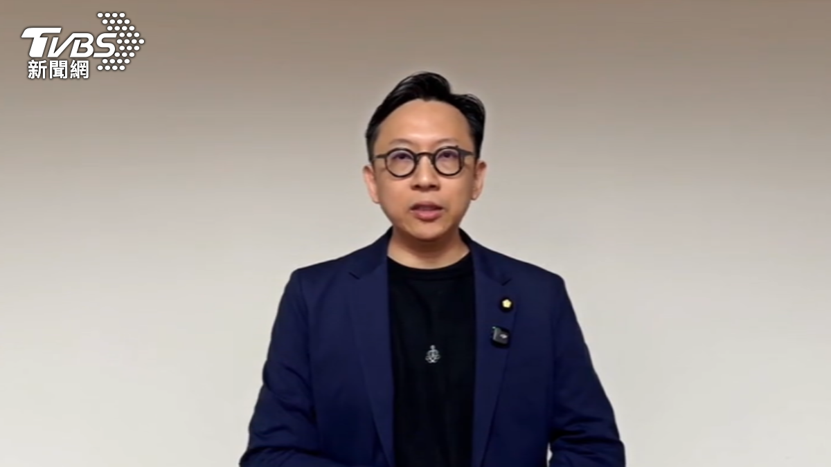 Realistic bear droppings keychain goes viral in Taiwan│TVBS新聞網