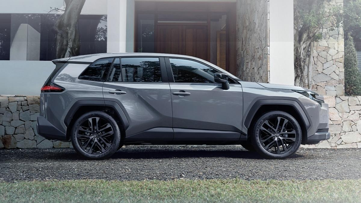 一汽豐田發表第6代RAV4 內裝配備15.6吋中控螢幕│TVBS新聞網