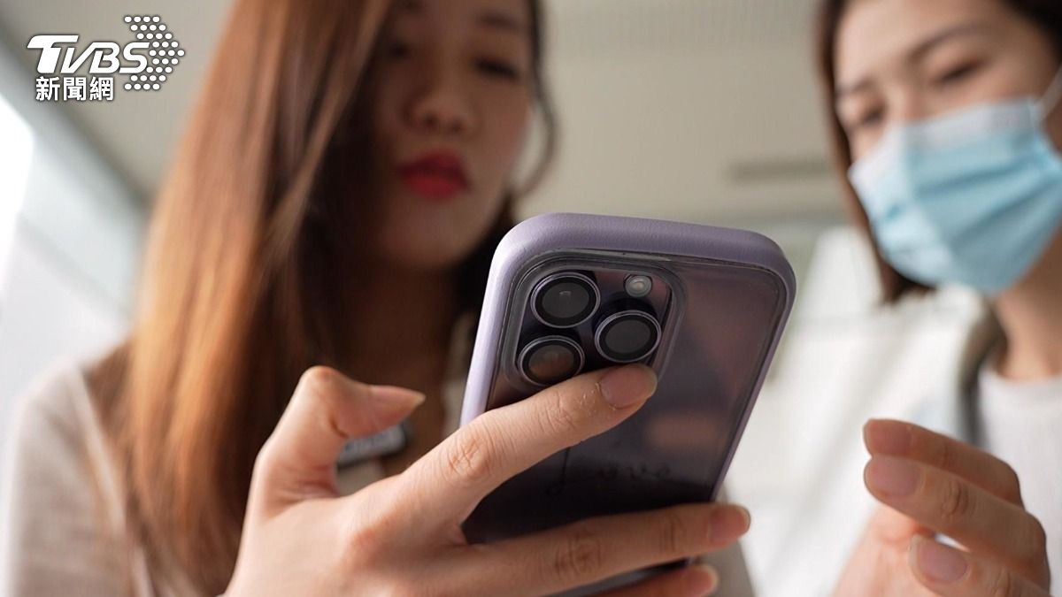 「滑不停」恐致專注力下降 心理師建議遠離數位產品放空│TVBS新聞網