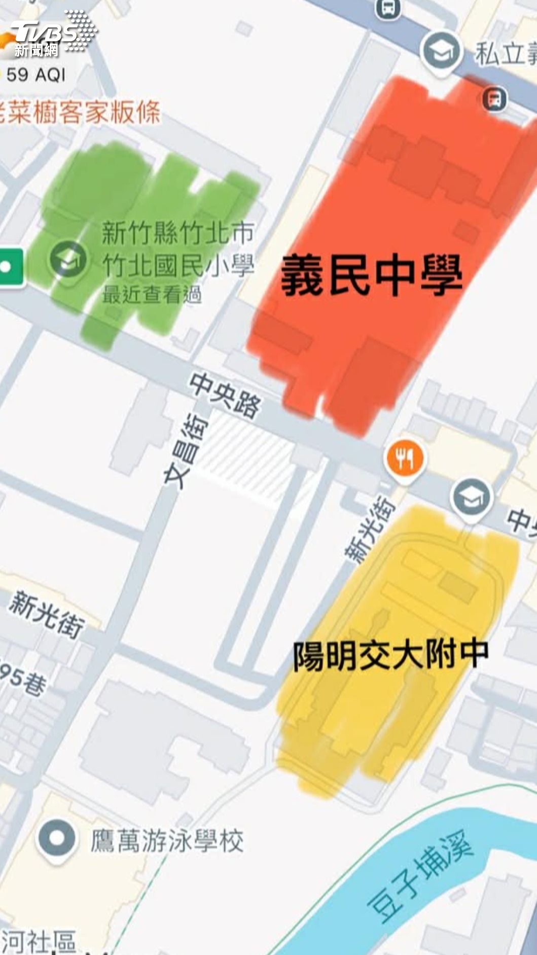 學童斑馬線險撞機車！新竹三校密集路段 家長籲設號誌保安全│TVBS新聞網