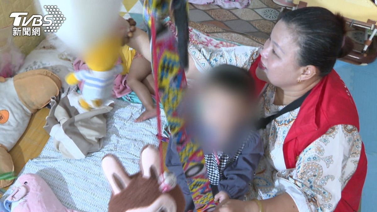 被印尼媽拋棄！ 騙保母去工作 Sophia女嬰成「無國籍黑戶寶寶」│TVBS新聞網