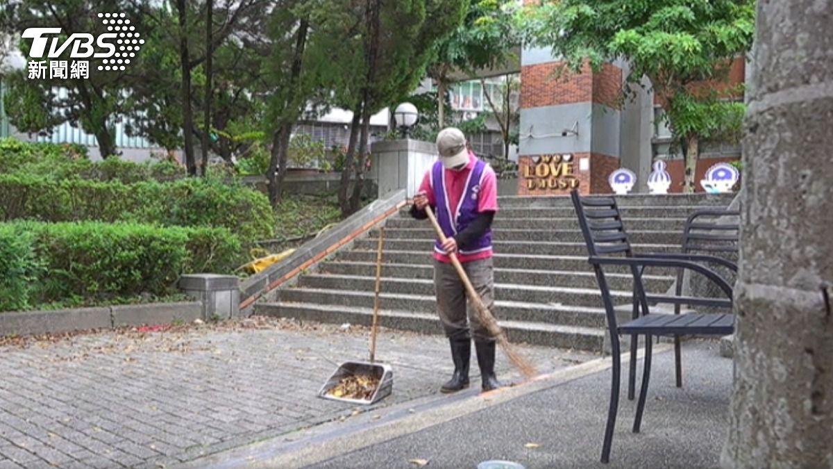 高齡少子化！勞保連八年赤字 2031年恐破產│TVBS新聞網