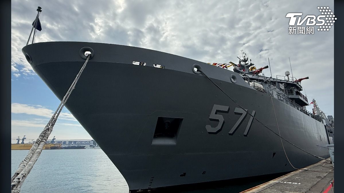 海上急難救兵! 海軍「大武級」新型救難艦深度開箱│TVBS新聞網
