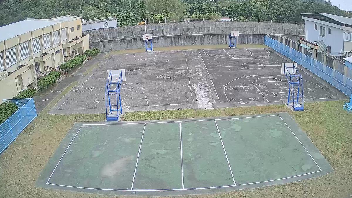 全台首例！入獄想喝酒吃檳榔 友人「無人機投違禁品」當場抓包│TVBS新聞網