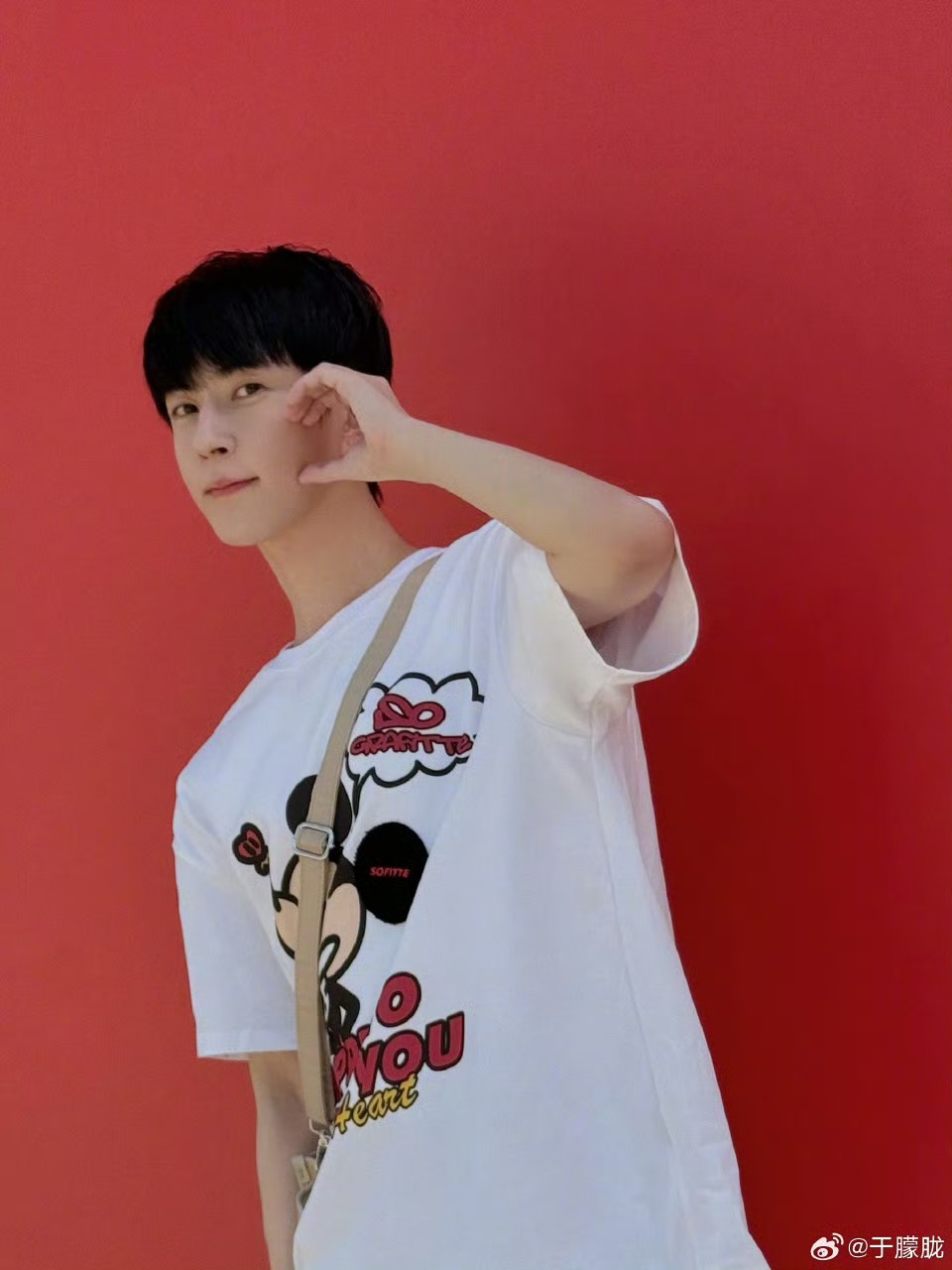 2025熱搜回顧／趙露思開撕前東家「逆襲登事業巔峰」 于朦朧墜樓懸案未解│TVBS新聞網