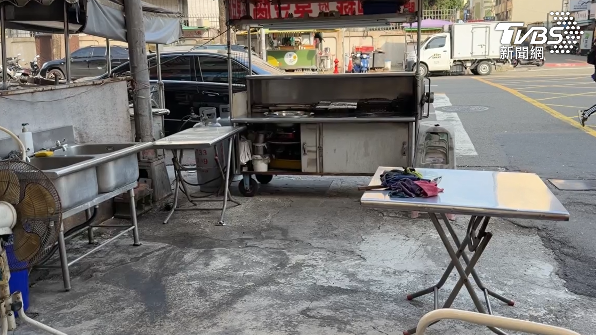 酒後「續攤」還要喝！ 店家一句「別理他」 男子打人翻桌│TVBS新聞網