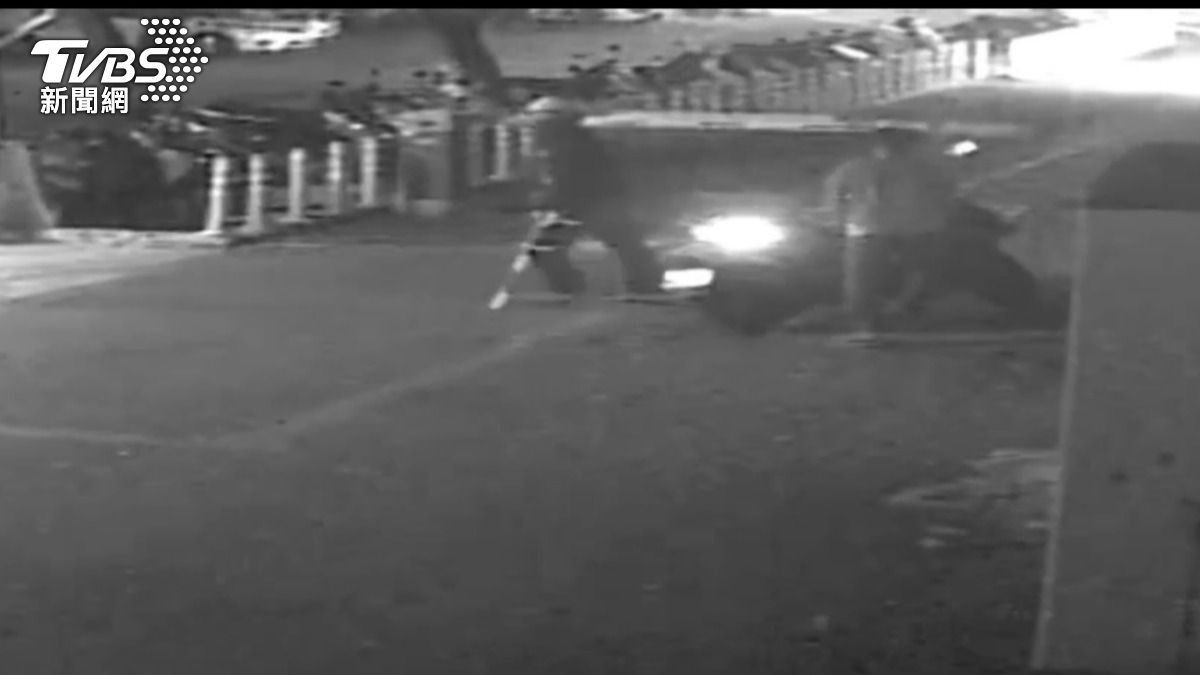 屏東恆春旅遊醫院救護車被砸 疑葬儀社「搶屍生意」內鬥│TVBS新聞網