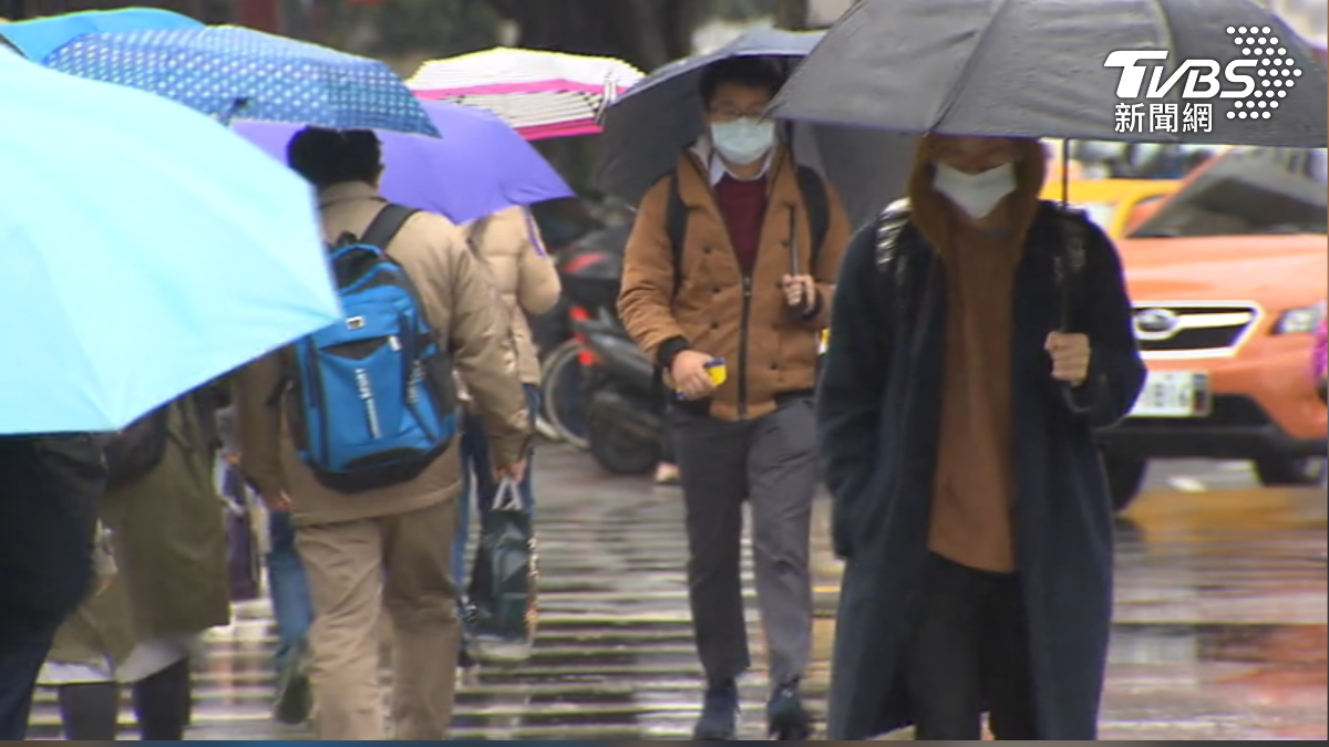 金龍山冬季限定美景曝！太平山清晨0度結霜 週三北部探11度最冷│TVBS新聞網