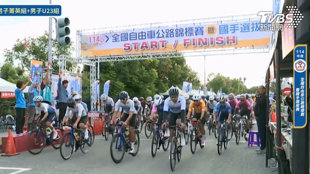 自行車選手緊扶汽車前進！ 台東公路賽爆爭議 協會回應了│TVBS新聞網