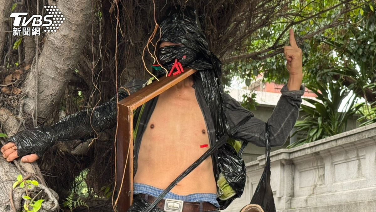 秋鬥11/30登場！邀鄭麗文、黃國昌反賴清德 一旁驚見膠帶人爬樹│TVBS新聞網