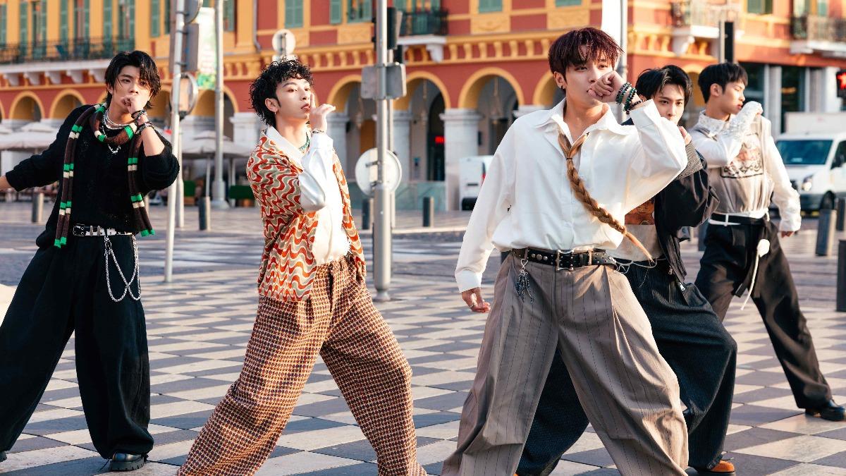 FEniX砸500萬南法拍MV 熱舞帥翻天「正妹邀搭百萬遊艇」│TVBS新聞網