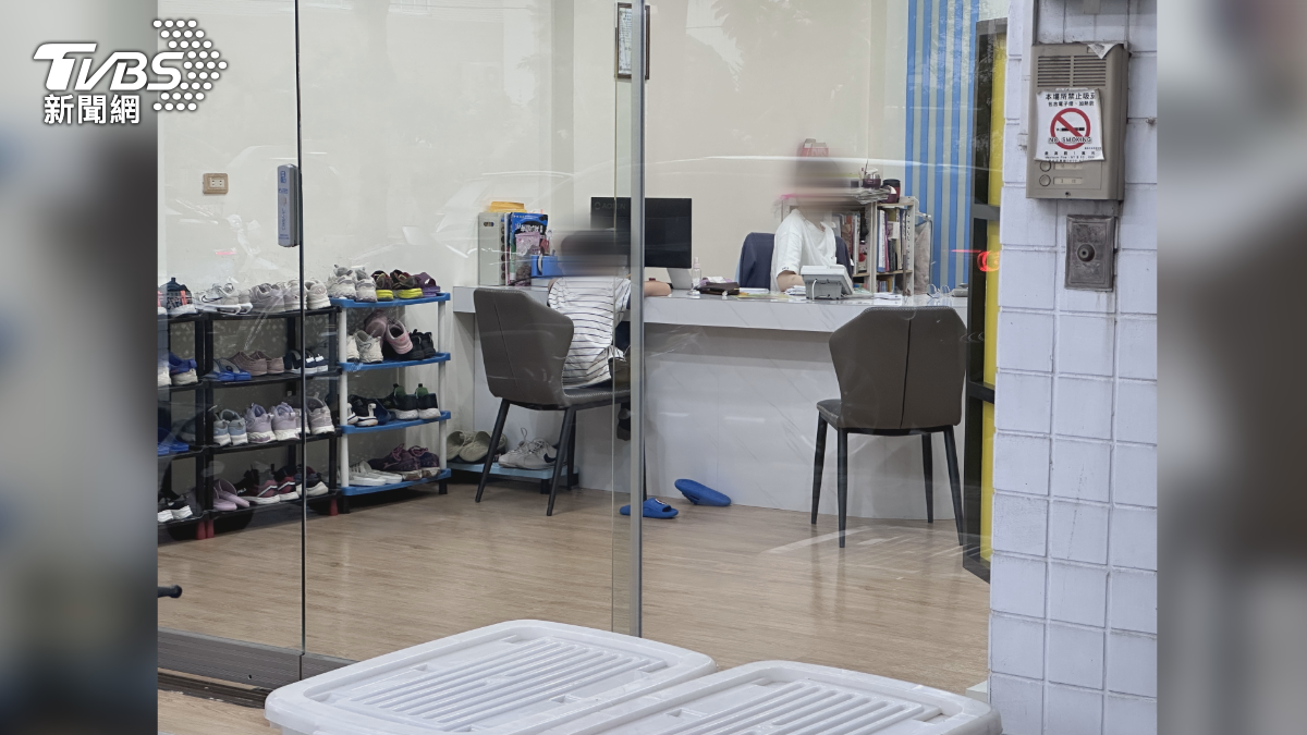 6歲童胸口瘀青！ 家長怒控補習班師肘擊 業者力挺師│TVBS新聞網