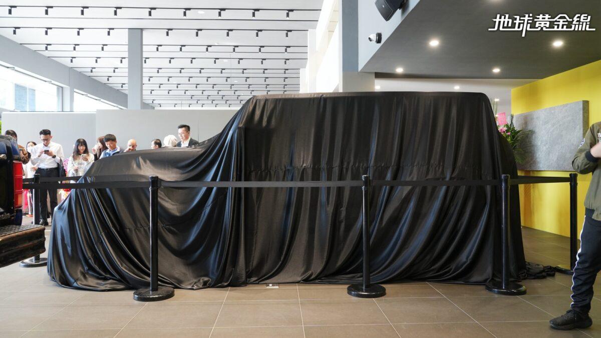 Jeep回歸！新車12月上市 台中旗艦中心展「黑布神秘車款」 │TVBS新聞網