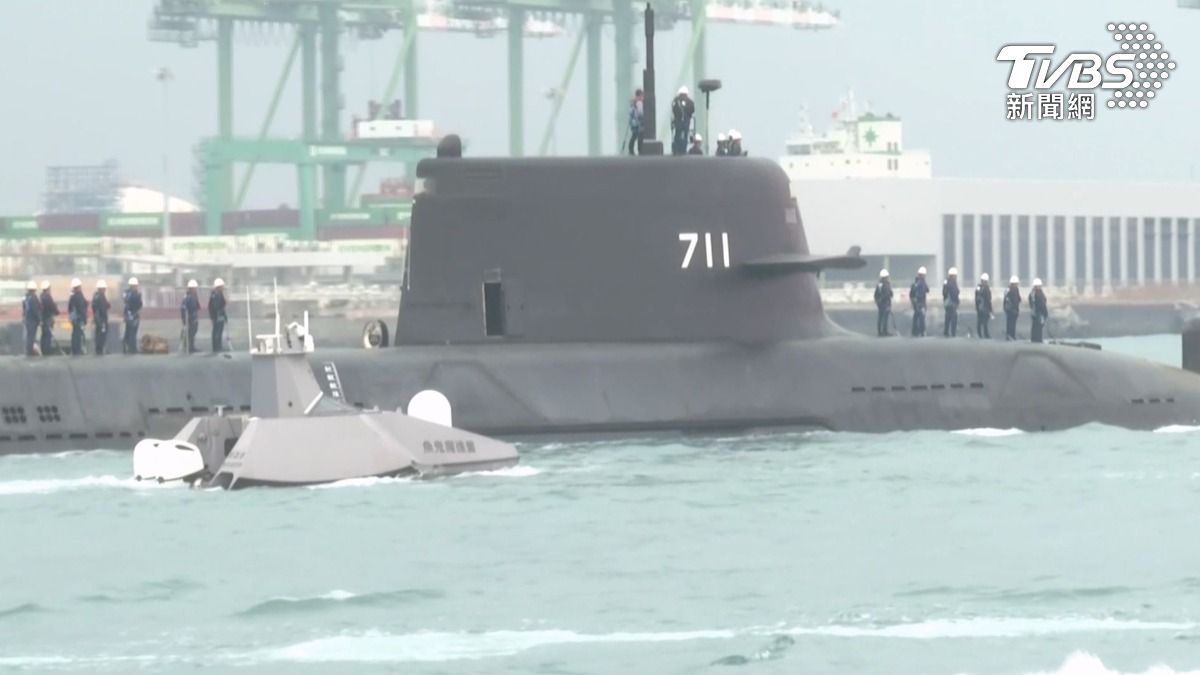 睽違147天！海鯤號第4度出海浮航測試 專家：為潛航準備 │TVBS新聞網