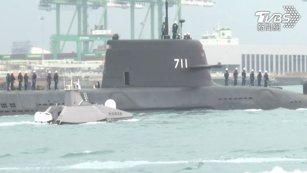 睽違147天！海鯤號第4度出海浮航測試 專家：為潛航準備 │TVBS新聞網