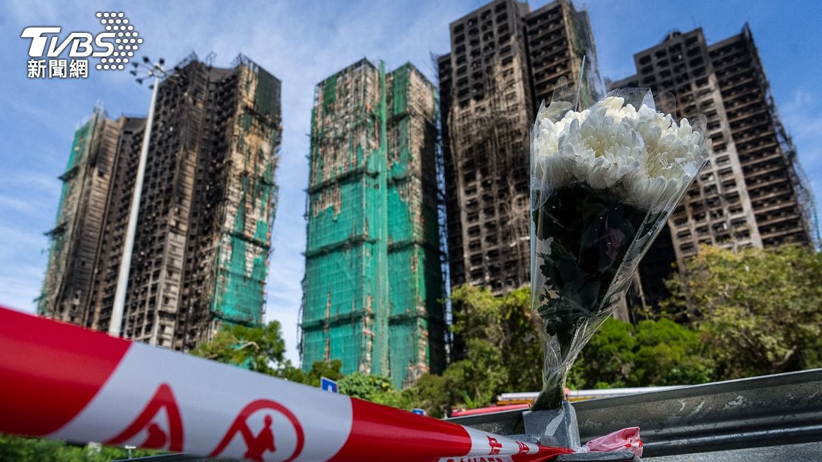 宏福苑大火D3！ 家屬悲慟認屍 「20年家園毀」母子淚崩│TVBS新聞網