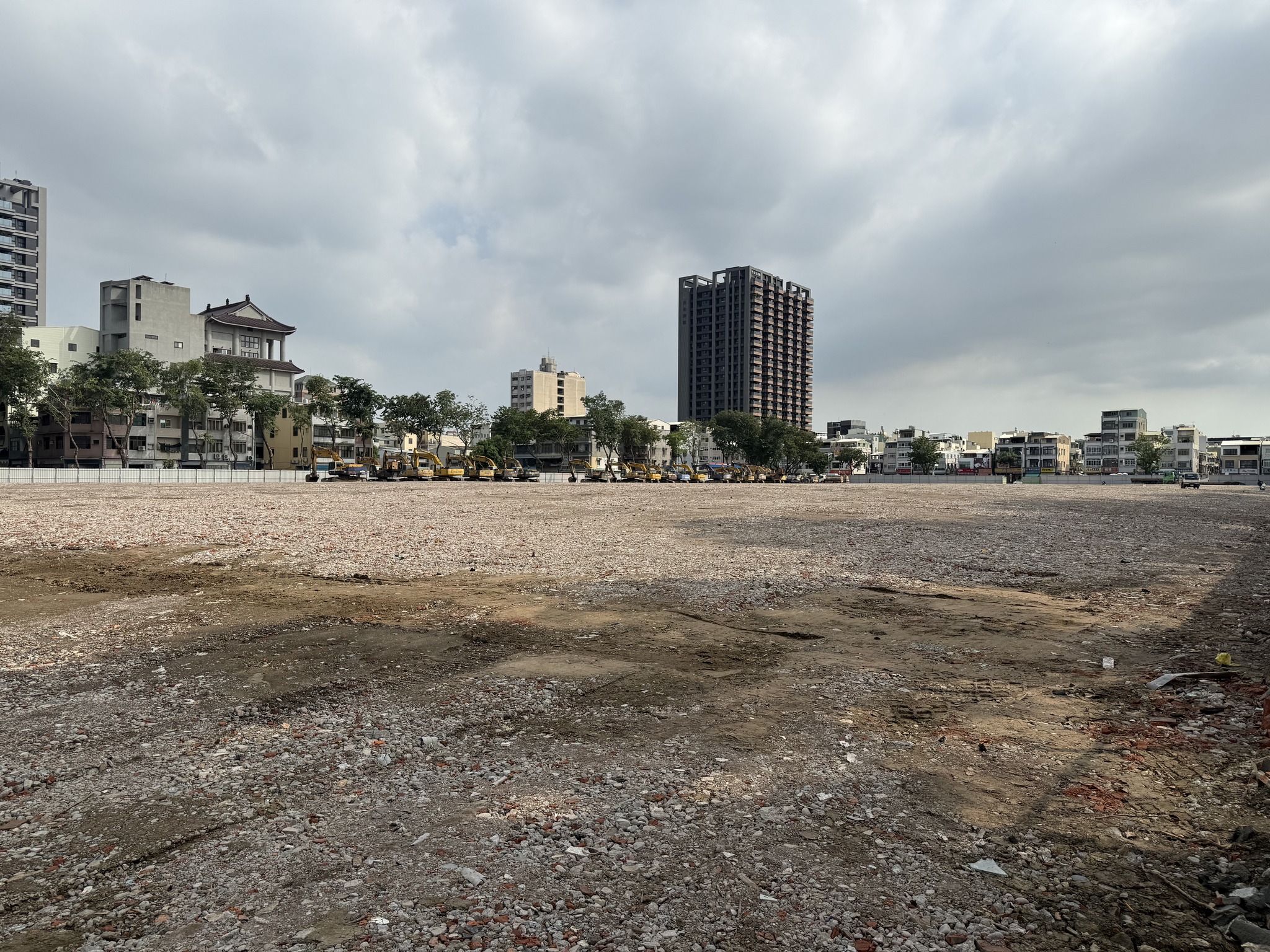 台灣1校倒閉！整棟拆除「夷為平地」 一夕全拆光│TVBS新聞網