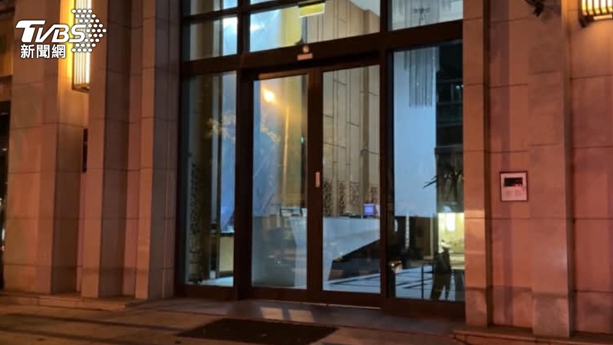 快訊／竹北82歲翁「鈍器砸爆妻頭顱」 打110報警：我殺了老婆！│TVBS新聞網