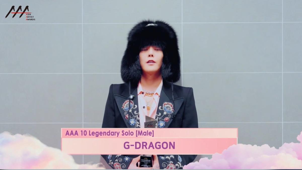 AAA／IU奪傳奇大獎上台靦腆甜笑「不知所措」 GD無預警現身嚇壞全場粉絲│TVBS新聞網