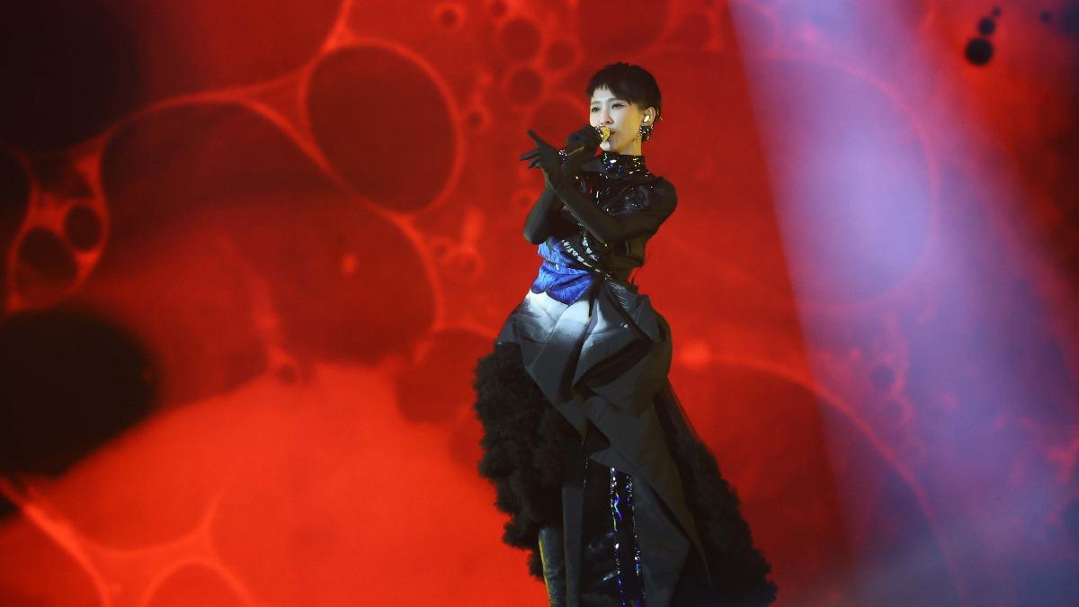 粉絲久等了！戴佩妮出道25年報喜首唱高雄巨蛋 門票這天開賣│TVBS新聞網