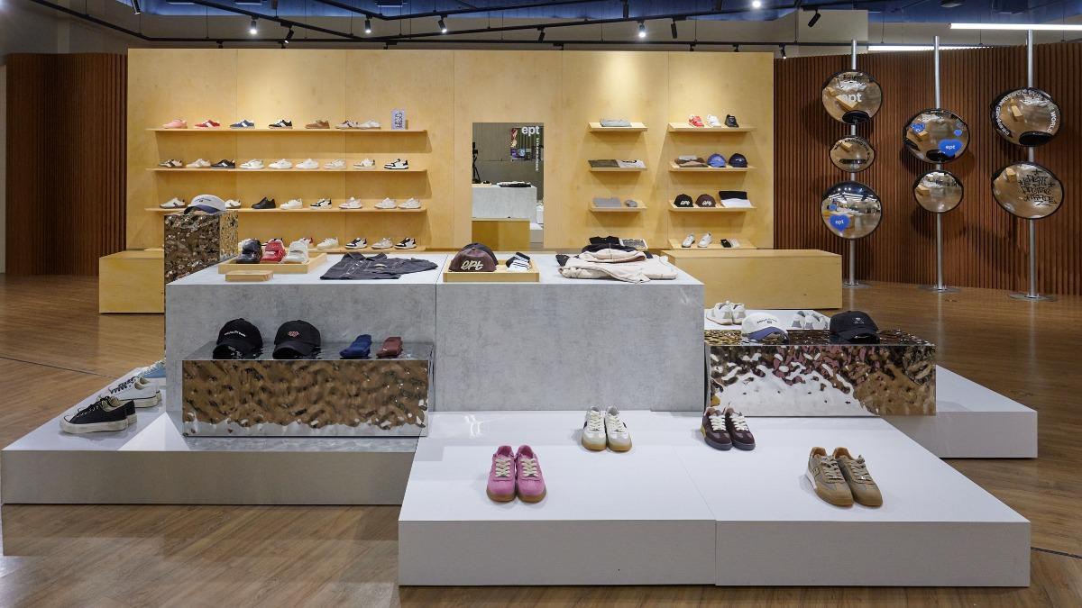 韓爆紅萬步鞋EPT台中就能買 「聖水洞限定色」獨家開賣│TVBS新聞網